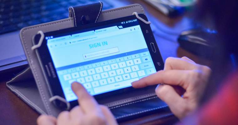 Digitaliada: concurs pentru digitalizarea educației în România