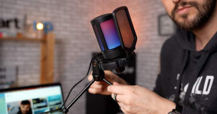 REVIEW Fifine Ampligame A6T - jucărie sau microfon de început de